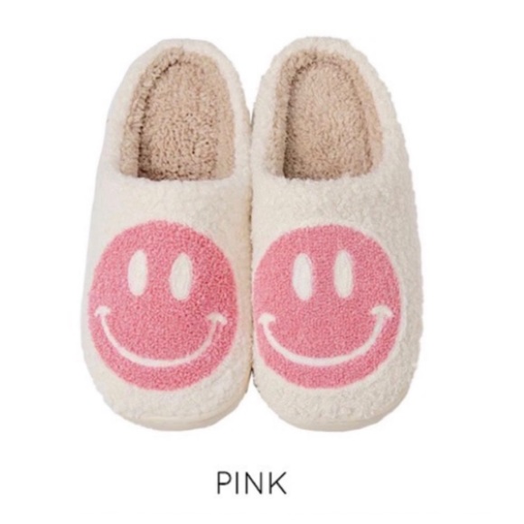 A Girl Thing | Shoes | Cozy Soft Smiley Slippers | Poshmark